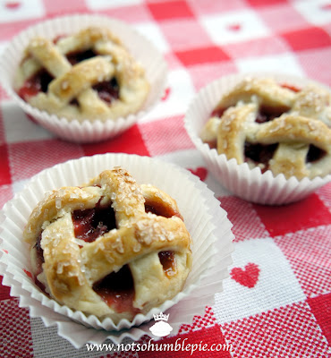 Not So Humble Pie: Strawberry Rhubarb Mini Pies