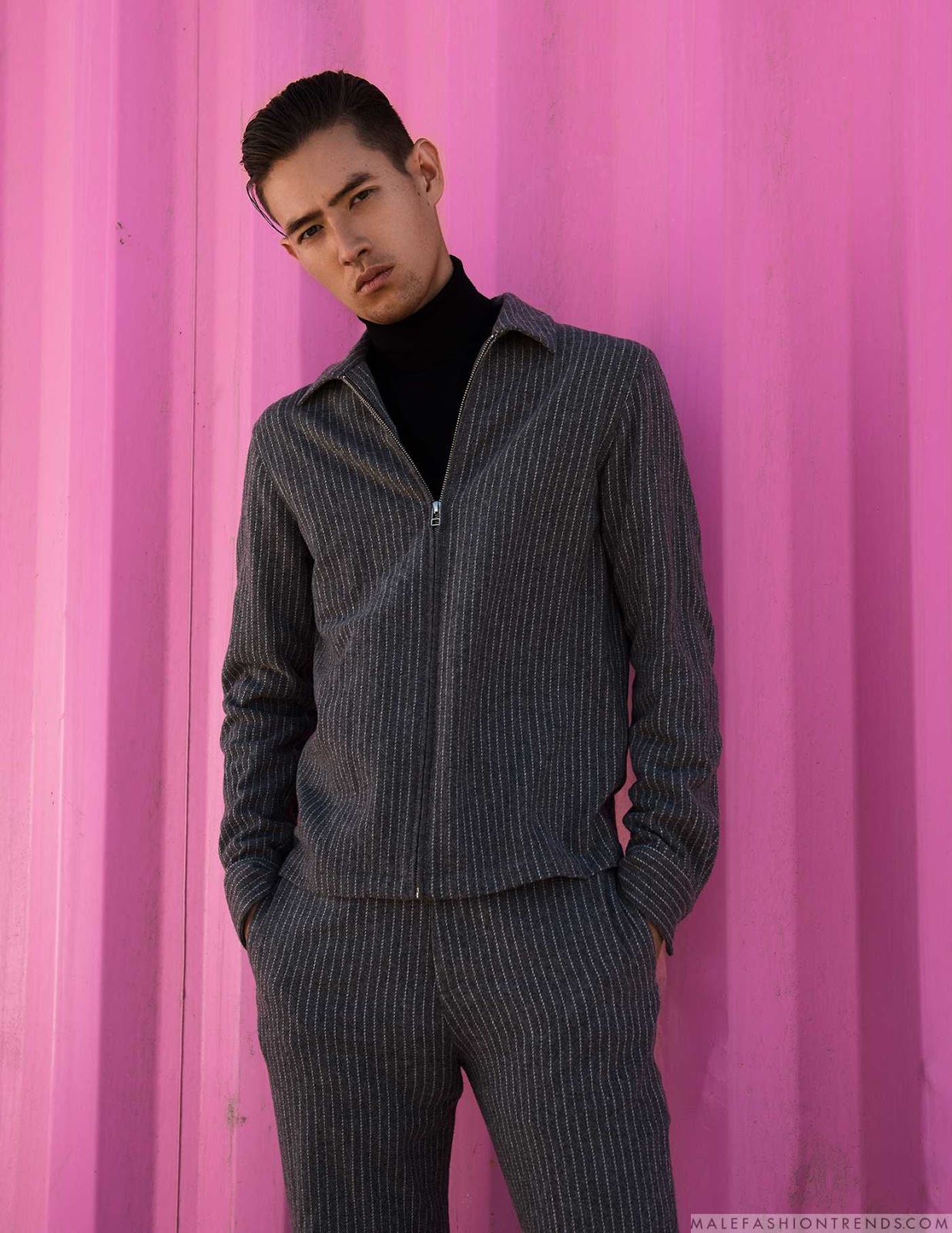 Jacob Hirata entre monocromo y geometría para LEWIS Magazine