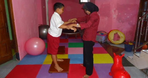 ASSESMEN ANAK DENGAN GANGGUAN MOTORIK ~ Rumah Difable