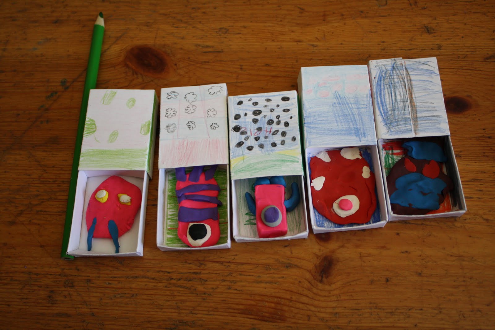 Children's Summer Arts and Crafts: Monsters Under The Bed