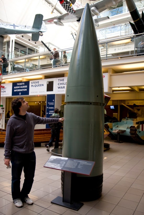 El cañón K Gustav Gerät , doble record al cañón y la munición mas ...