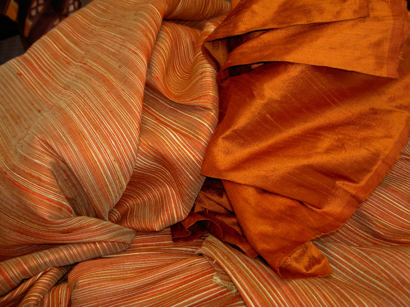 La Ruta de la Seda: SEDAS MODA