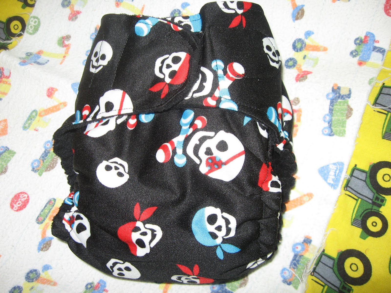 Cloth Diaper Addiction: 12 Days of Clothmas Macaroni Baby - Day10