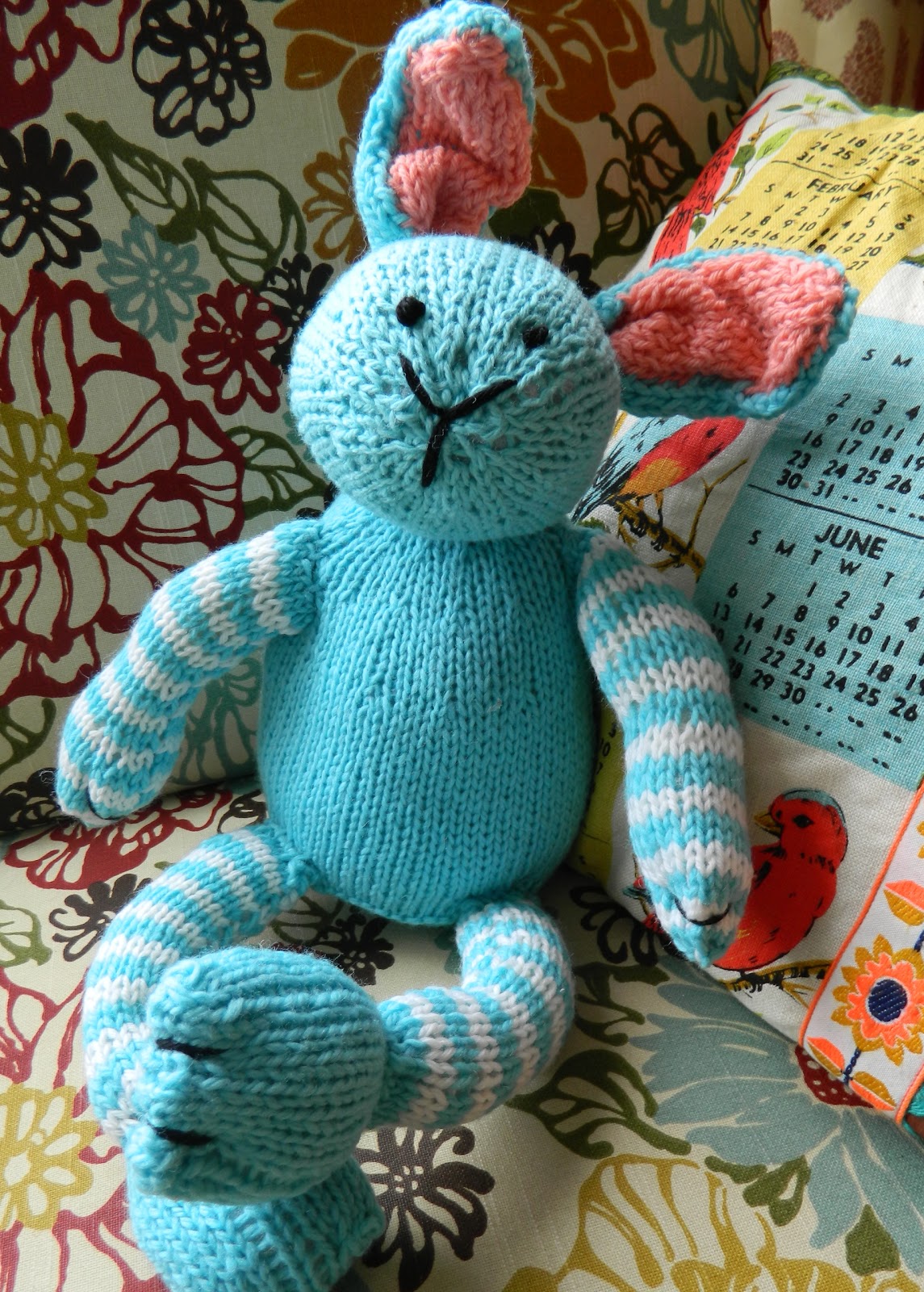 the vintage umbrella: Knitted Bunny and an art project!