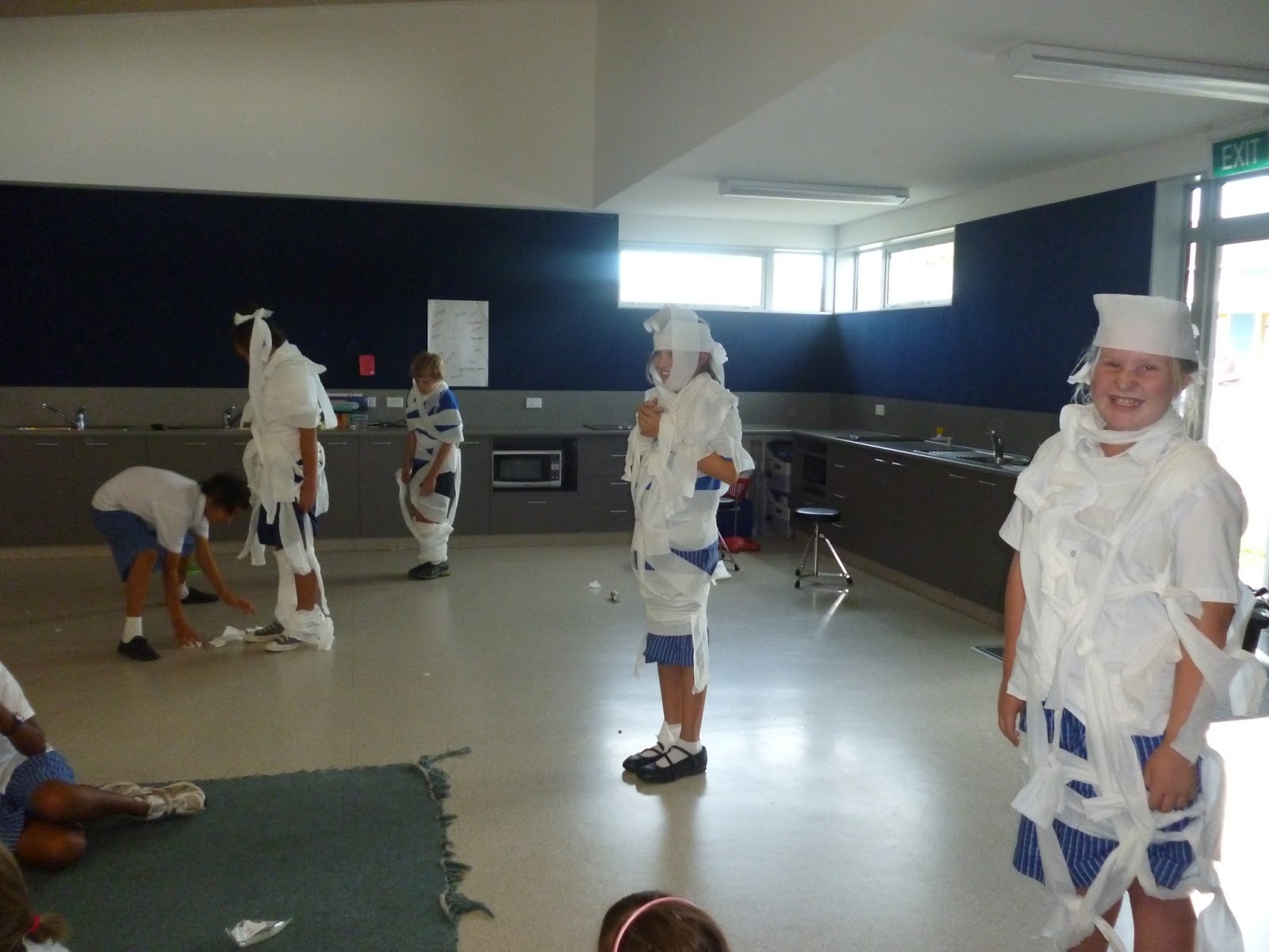 Room 21's Blog!: Team Building Games