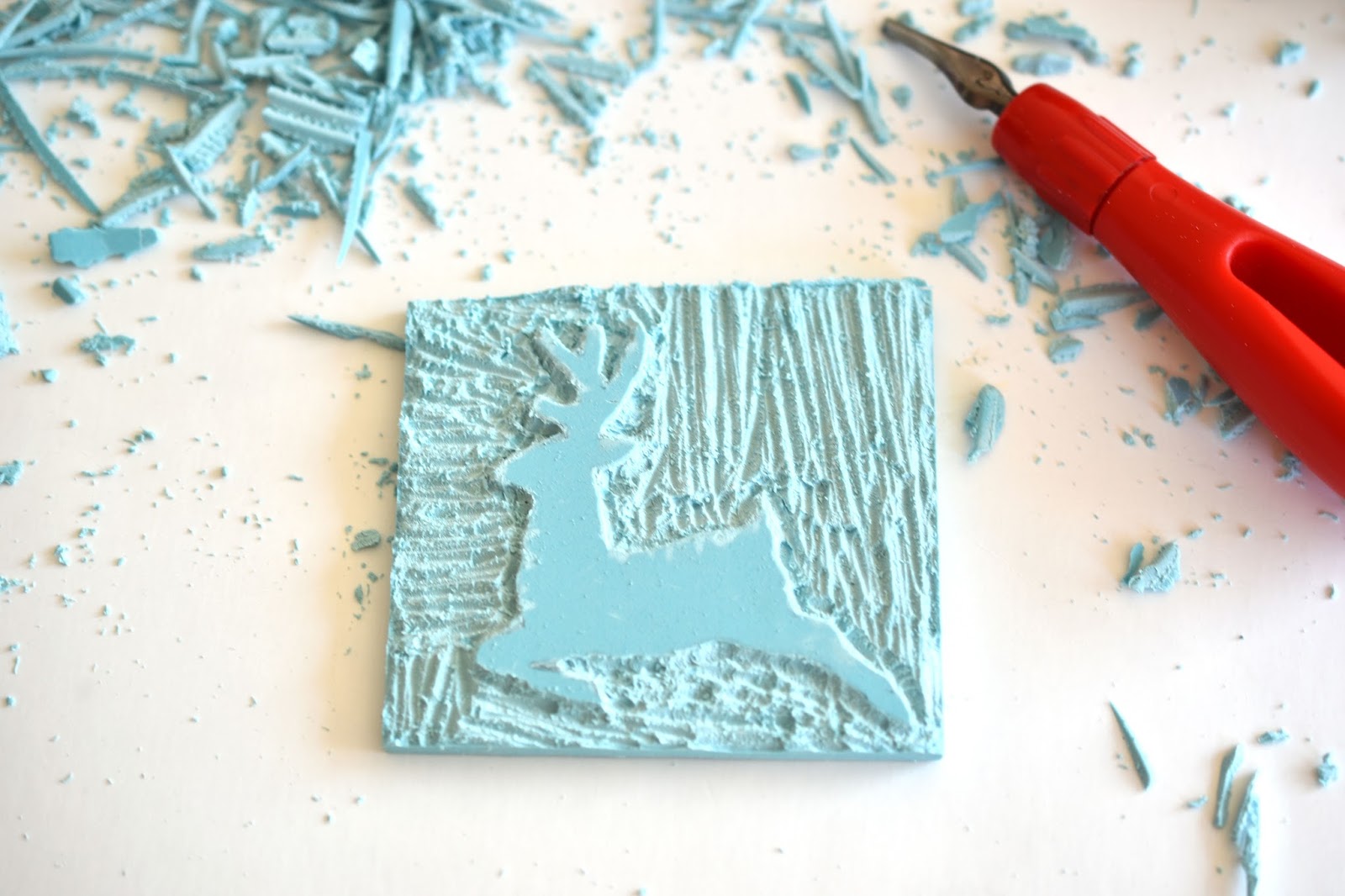 Woman in Real Life: DIY Linocut Print Kraft Paper Christmas Gift Wrap ...