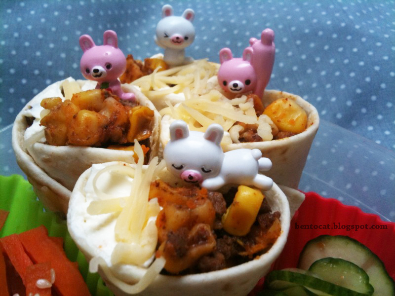 Adventures of Bento Cat: Bento Burrito with Usagi Food Picks