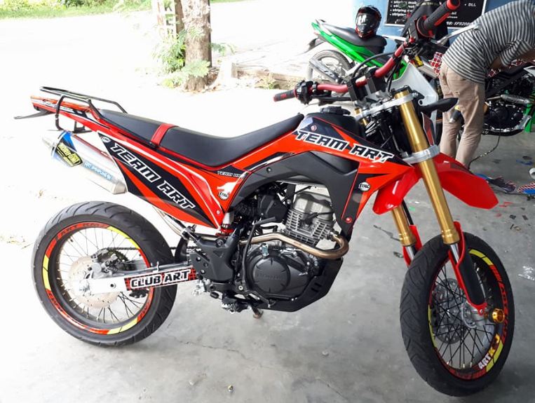 Gambar modifikasi honda CRF 150 L bikin ngiler