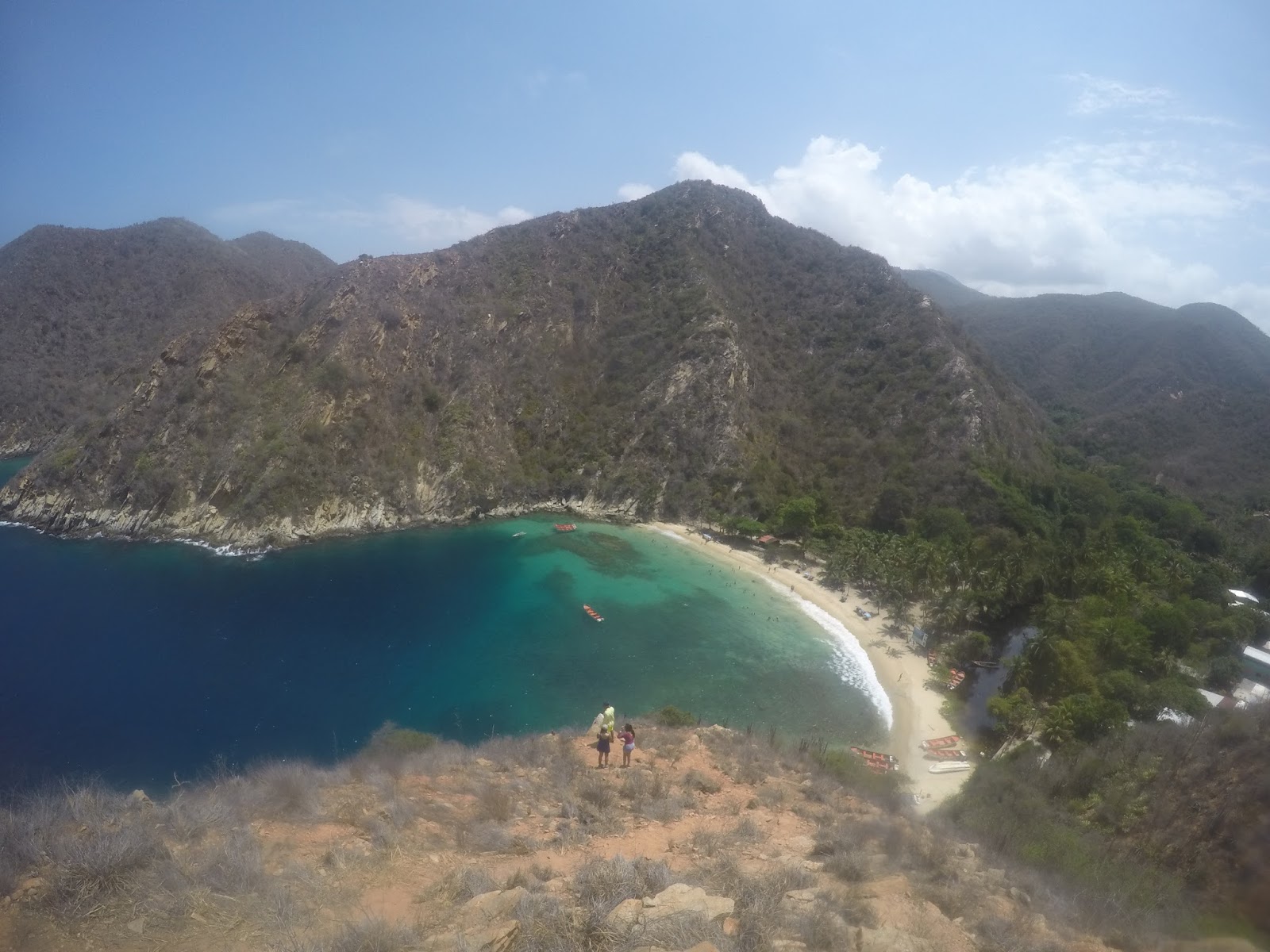 Comenzando el camino. : CHORONI- BAHÍA DE TUJA