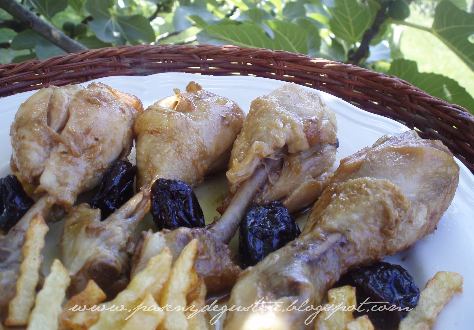POLLO CON CIRUELAS - PASEN Y DEGUSTEN
