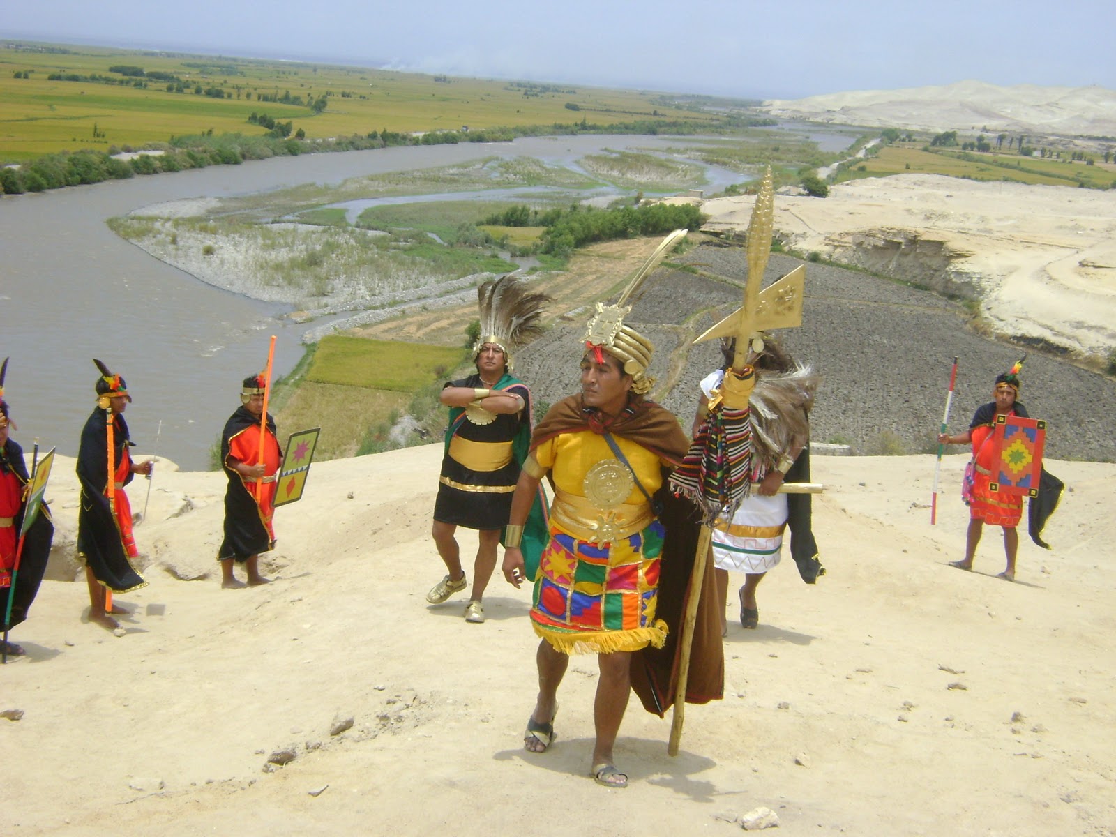 JUAN CARLOS GAMARRA SALAZAR: Fundación Incaica de Camaná