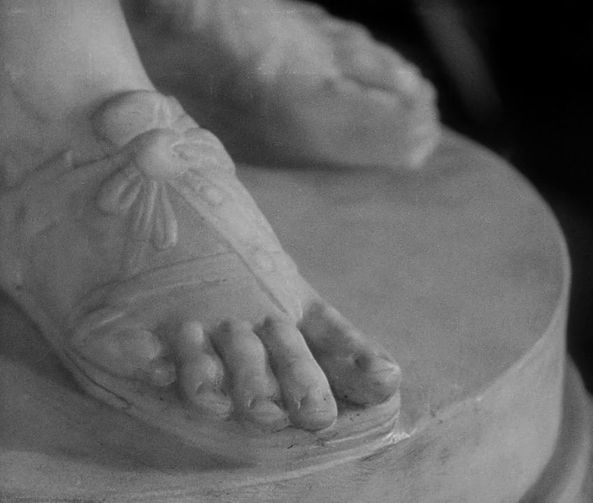 Reviewing Tree of Life: Wind Chimes: Ah…those feet, those feet...