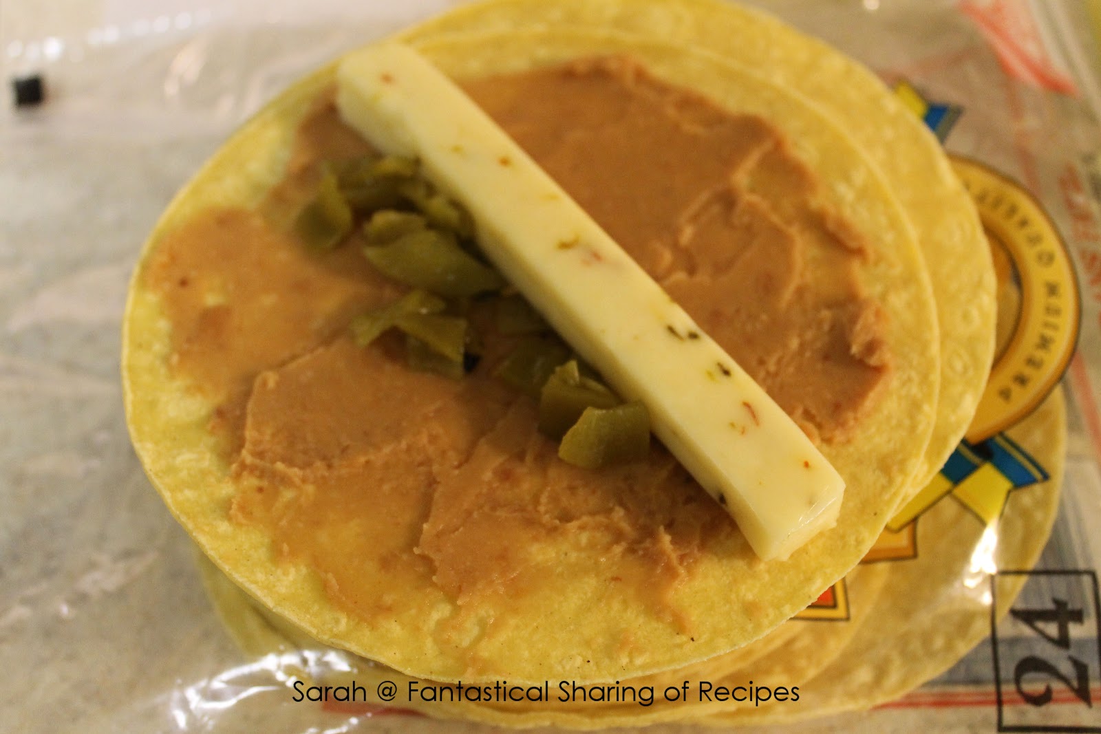 Fantastical Sharing of Recipes: Spicy Bean Rollups