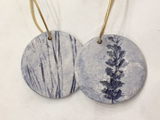 Creative Paperclay® air dry modeling material: Simplicity of Nature in Clay