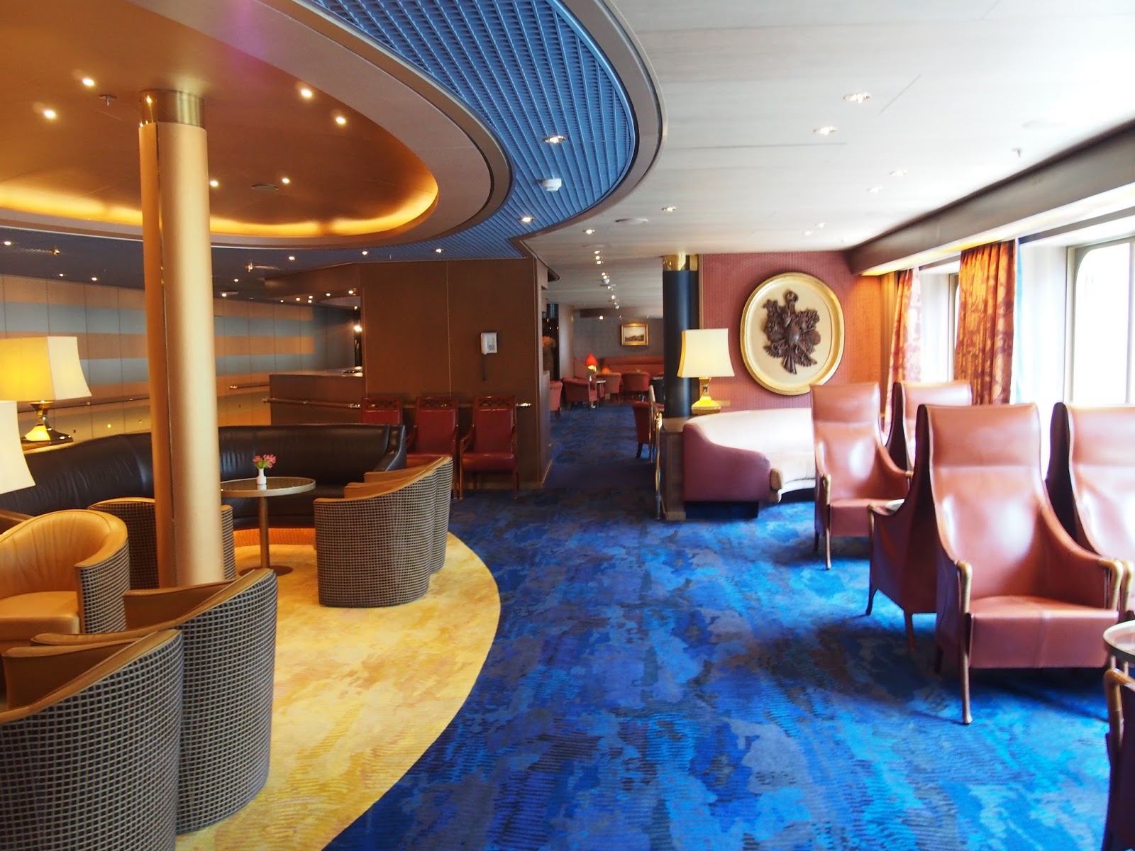 CRUISE AROUND THE WORLD: ms Oosterdam the ship's interior