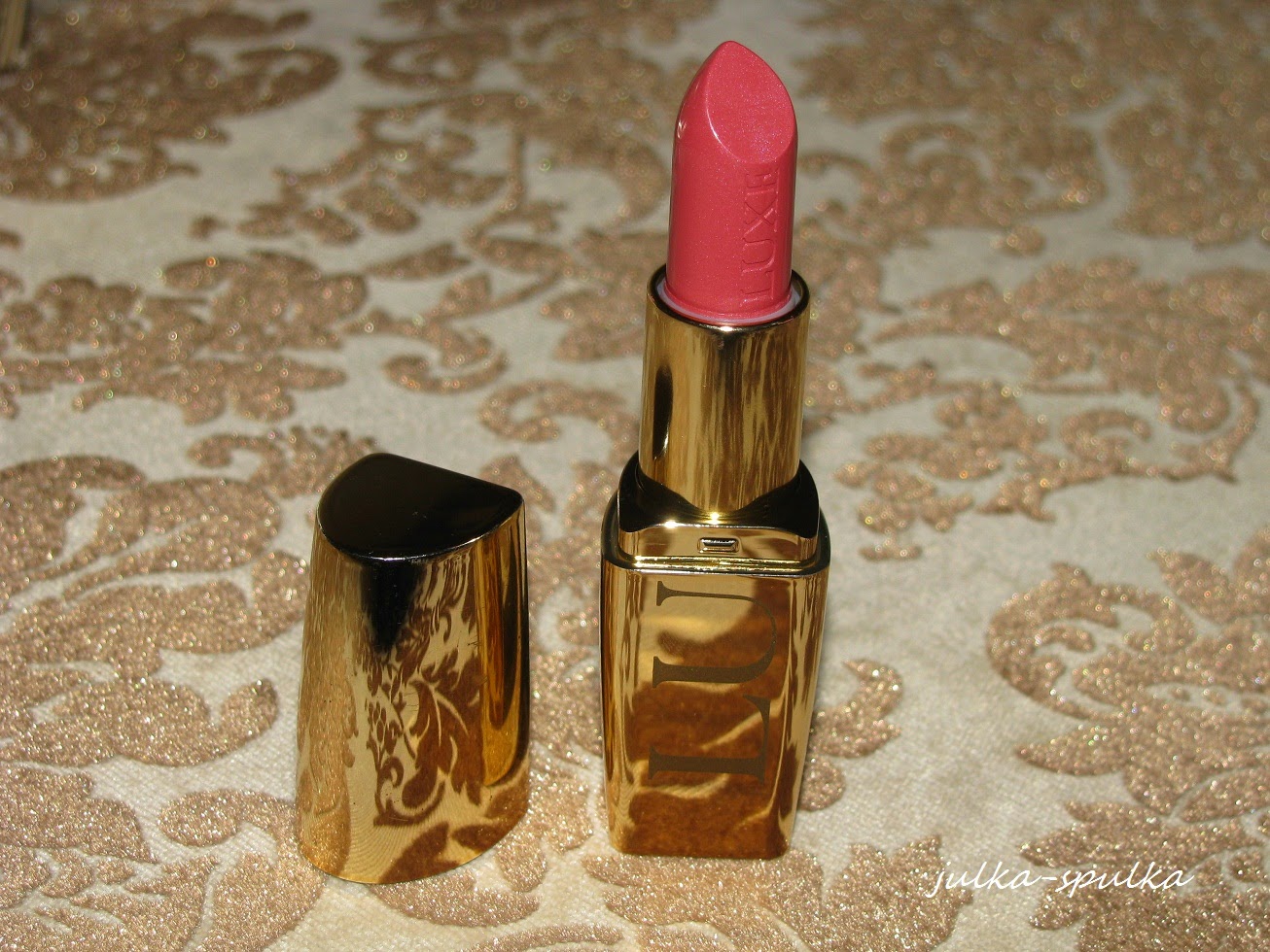 Мой блог: Avon помада Luxe