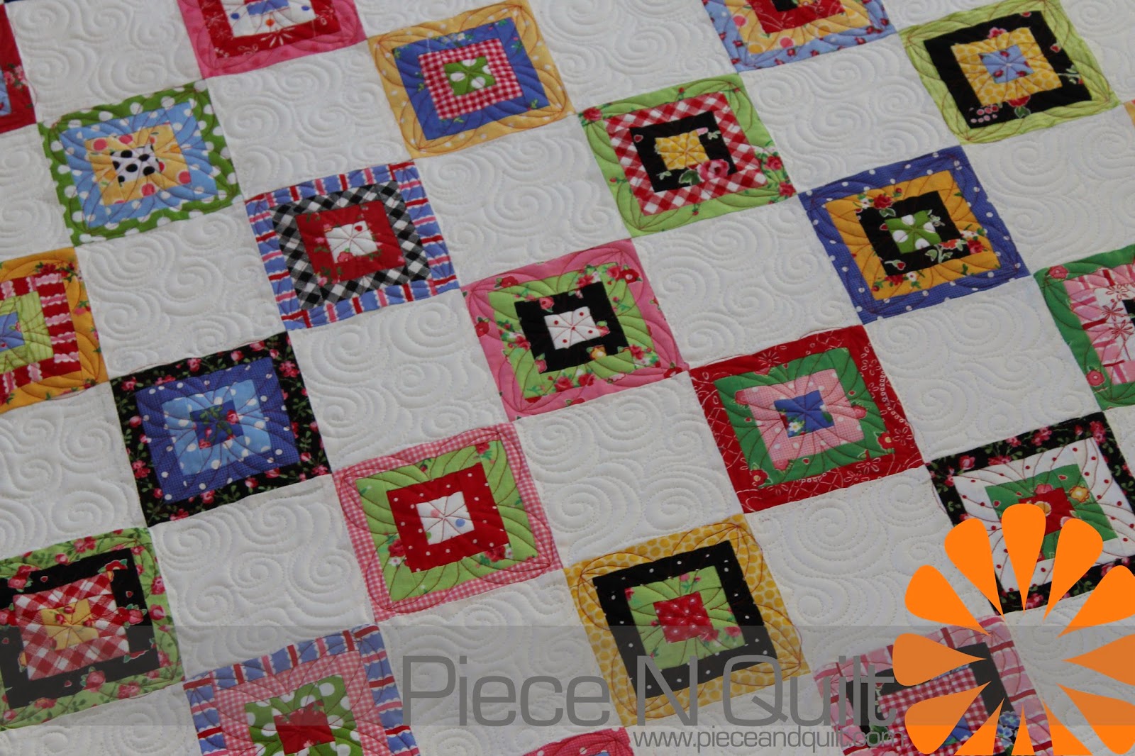 Piece N Quilt: Little Tiny Log Cabins