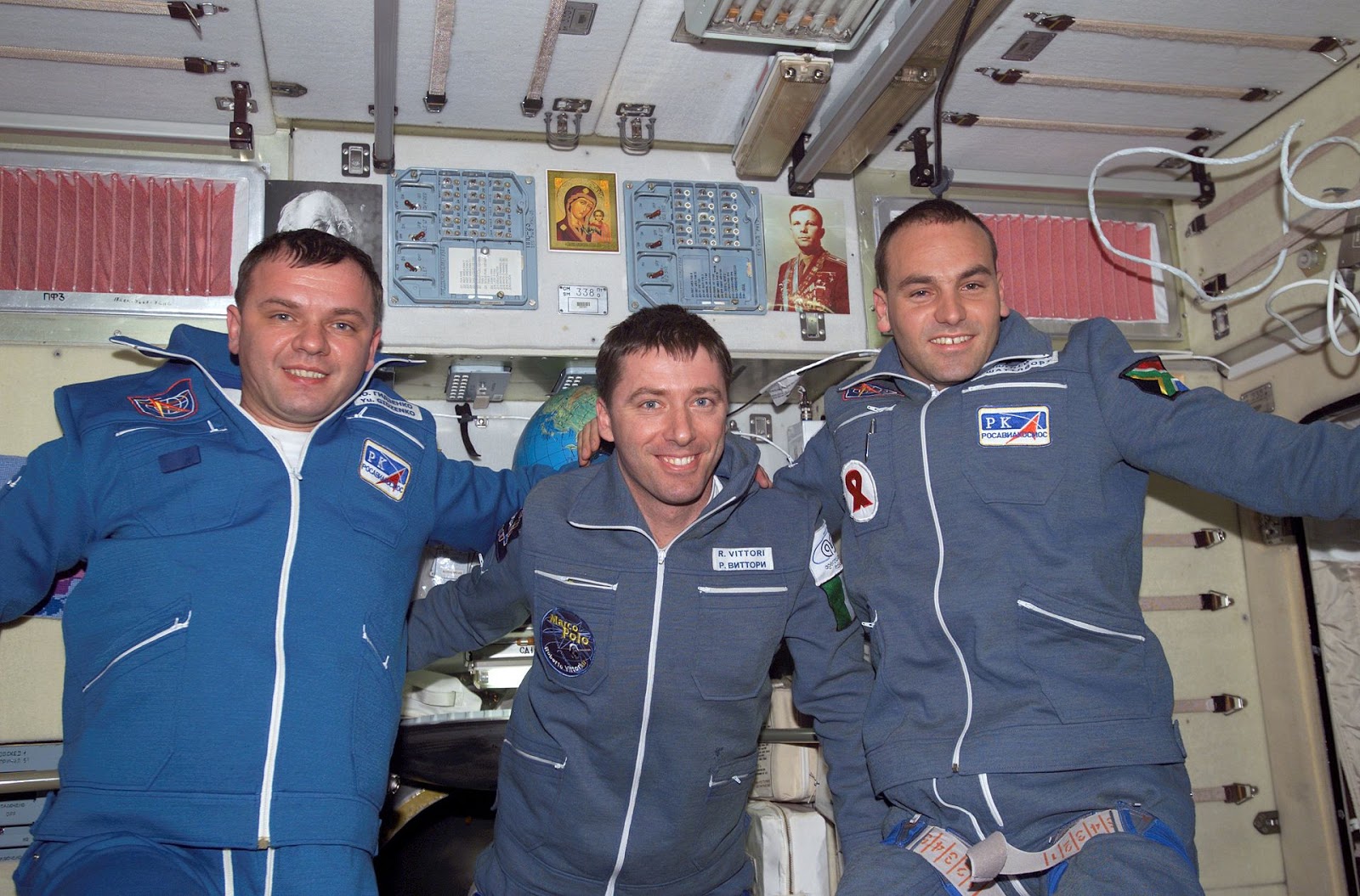 Book Junkie: Soyuz TM-34, with first South African in space, launched 2002