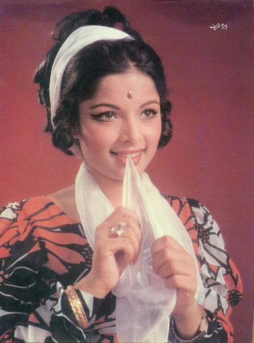 Babra Sharif Facts, Age, Wiki, Biography, Height, Weight, Affairs, Net ...