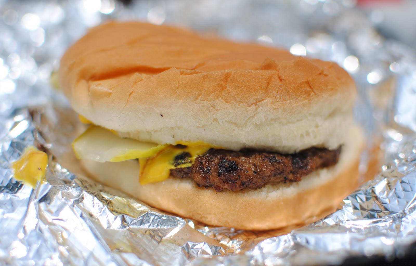 Burgers and Brews Food Reviews: Burgers for a Buck- Cookout