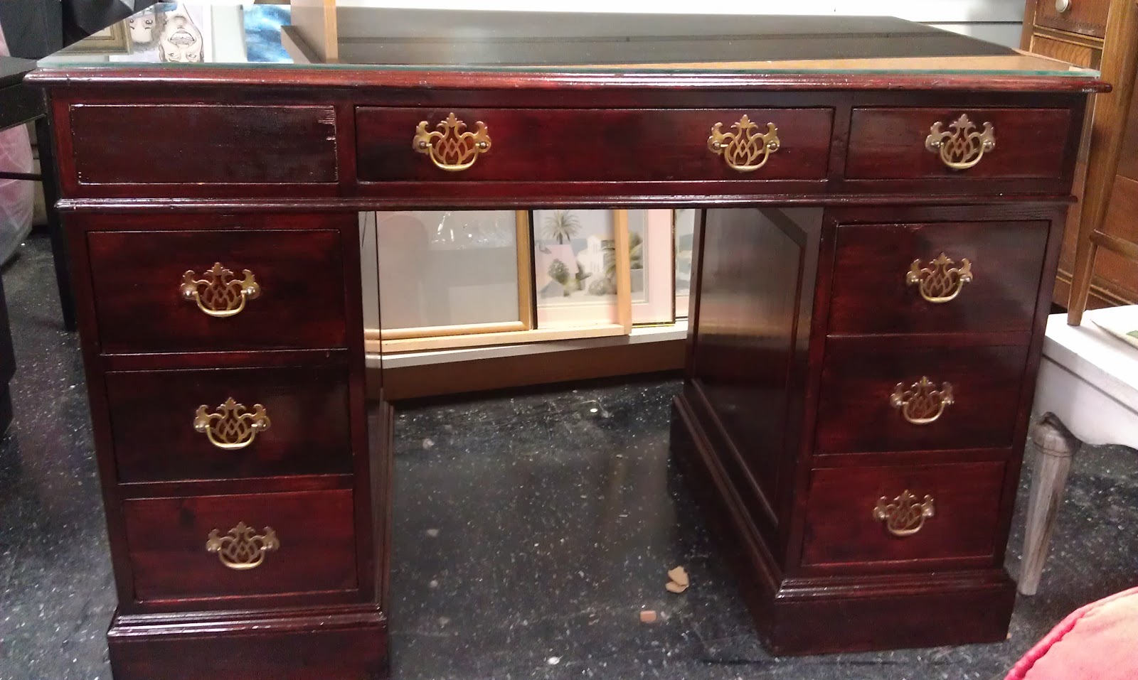 Galeria CTR: My Biggest Refinishing Challenge Yet- Leather-topped Desk