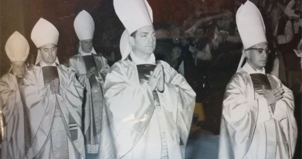 Dar y Comunicar: Los 97 años de Mons. Roberto Cáceres