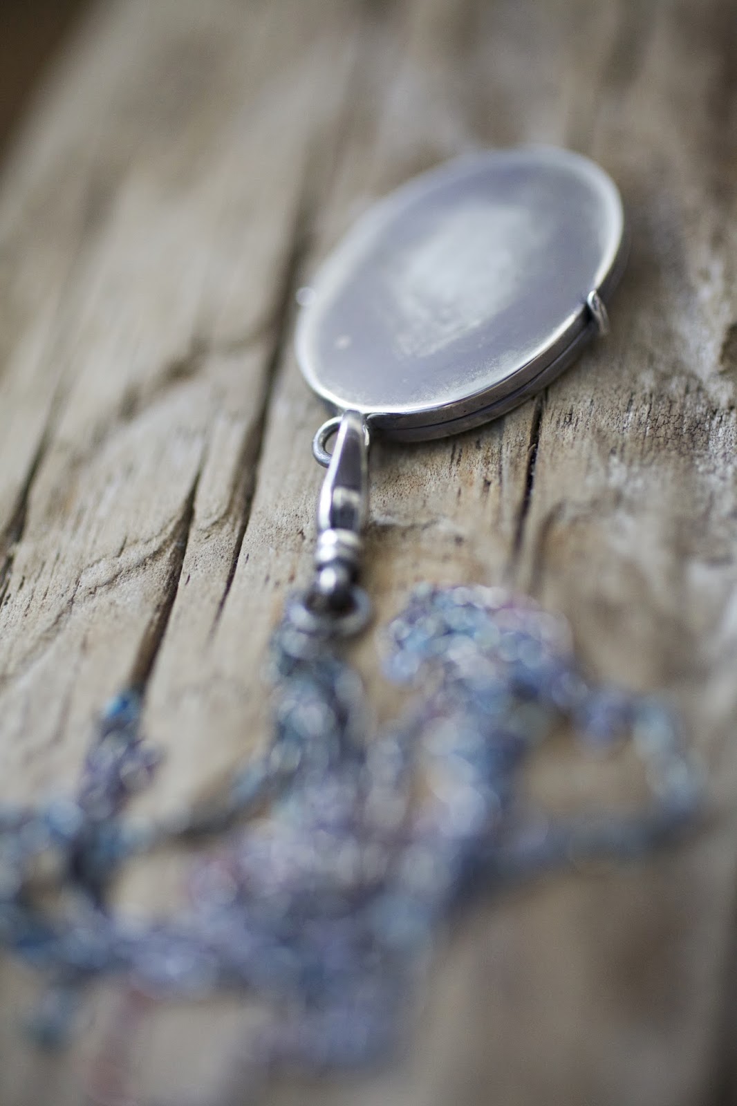 modern mama jewelry: ::new:: modern lockets for mother's day