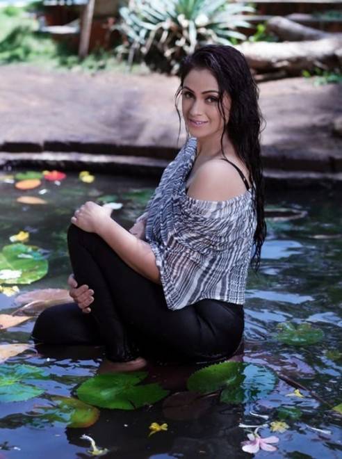 Simran Latest Hot Glamour PhotoShoot Images HD - IMAGES