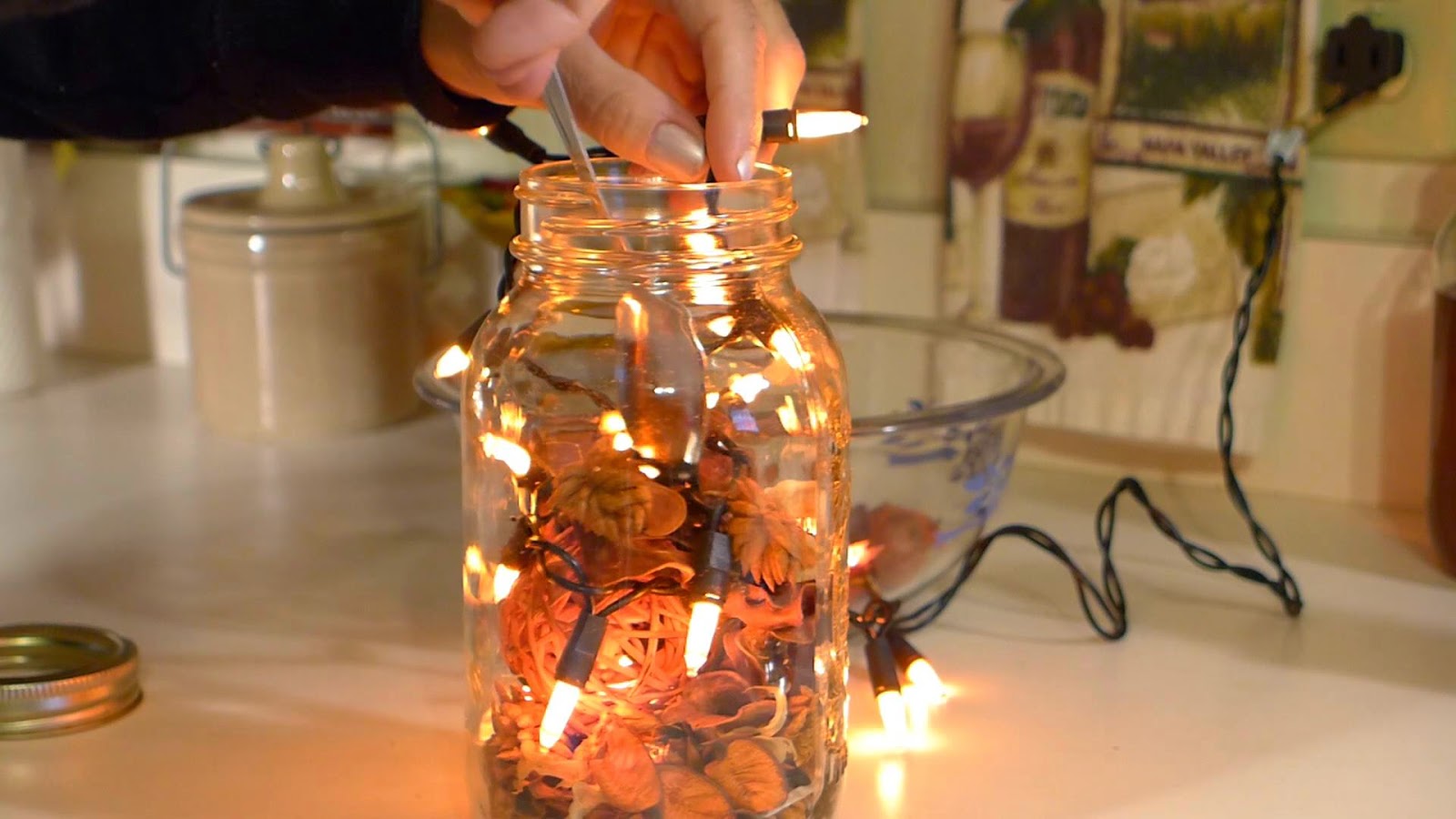 EasyMeWorld: DIY Themed Light Jars