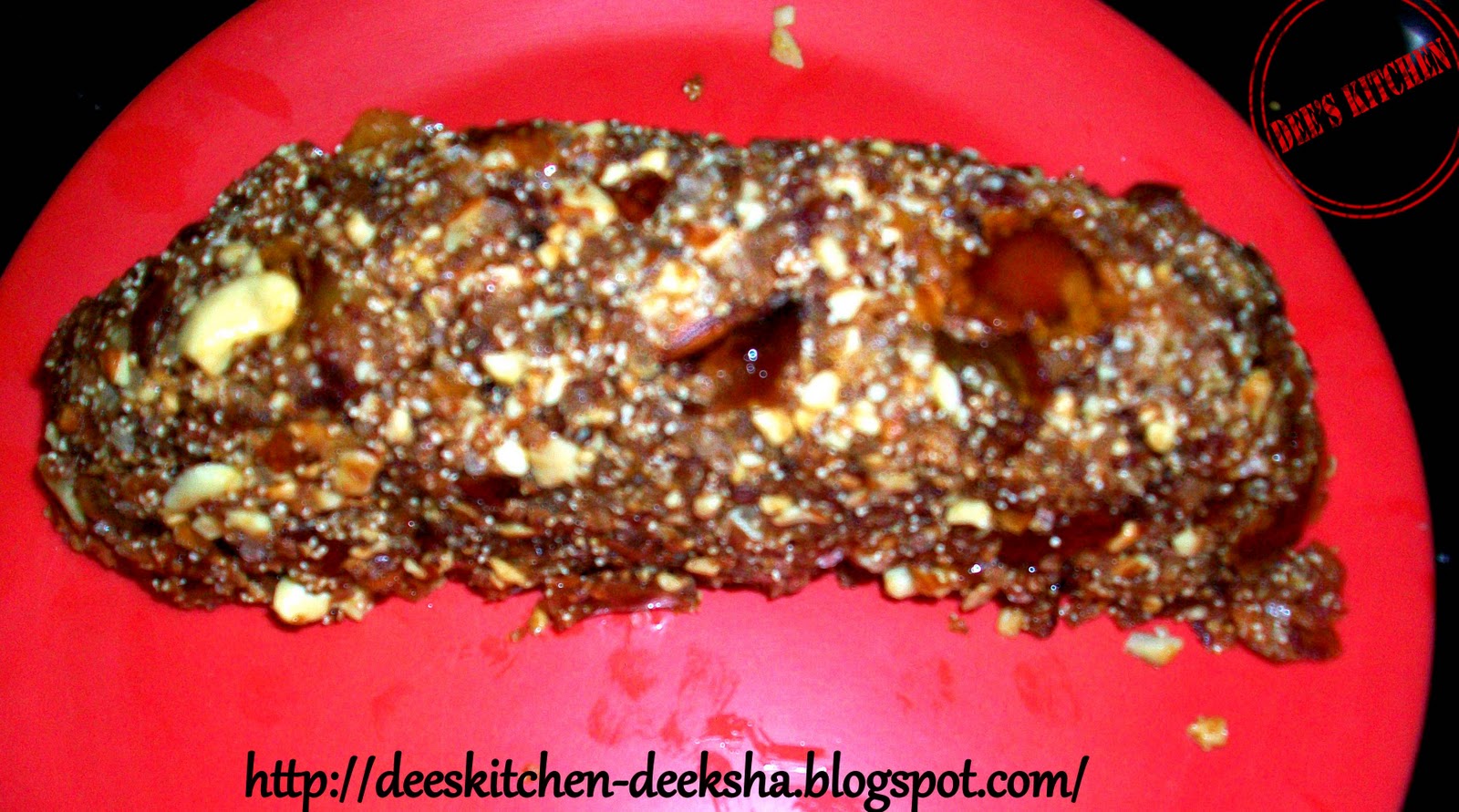 DEE's KITCHEN.: Khajoori Rolls