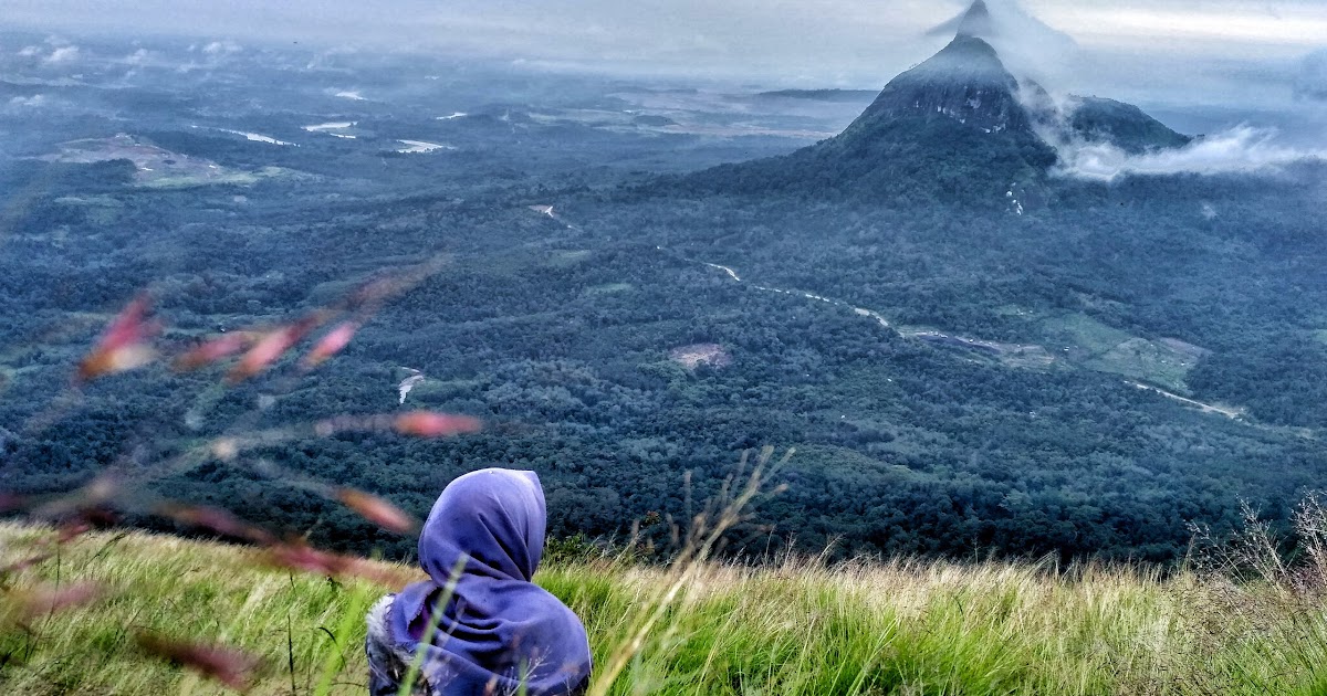 11 Spot Foto Keren Yang Wajib Kamu Lakukan Saat Travelling di Bukit ...