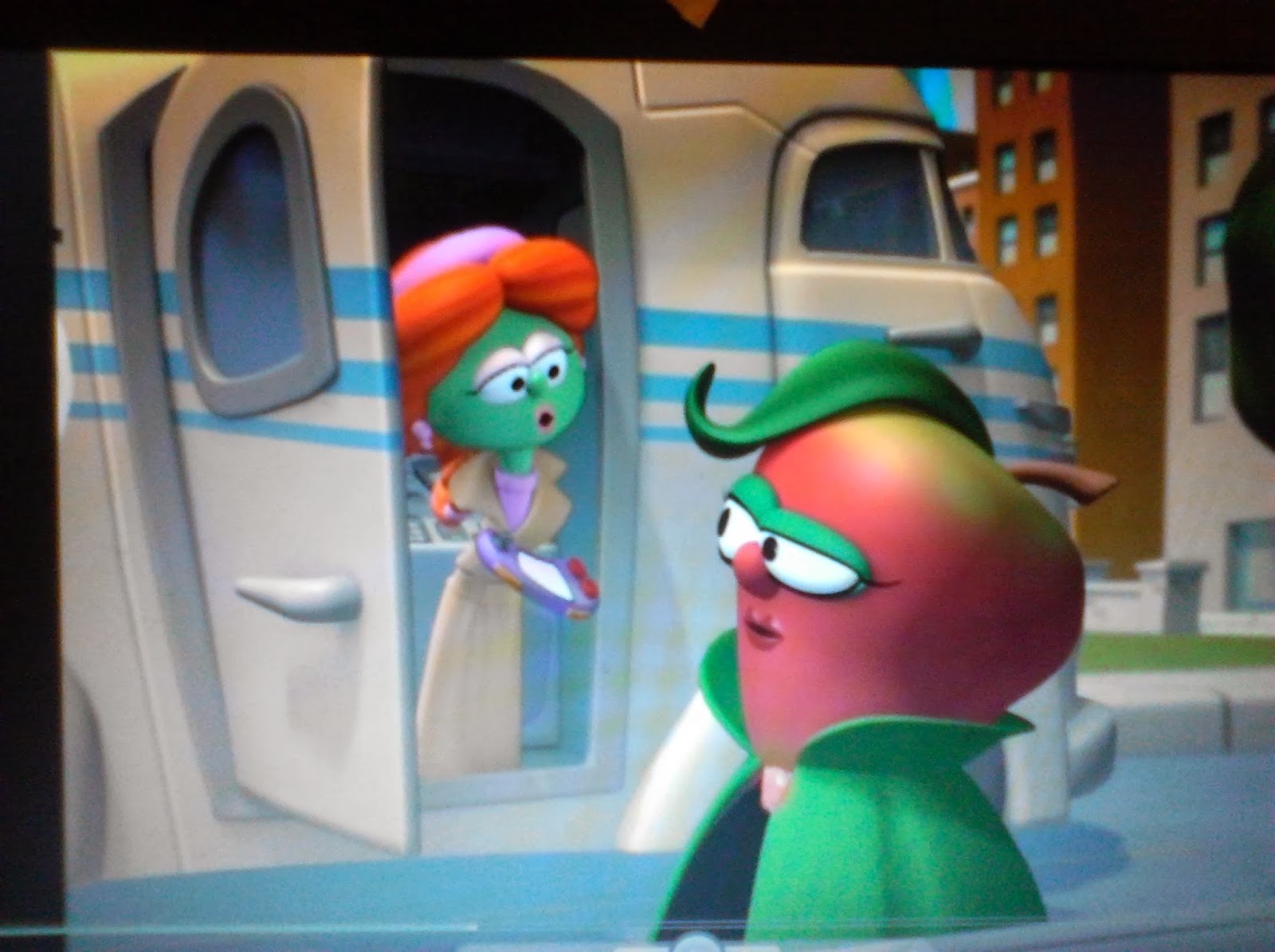 Whatsoever Critic: "LarryBoy and the Bad Apple" Movie Review