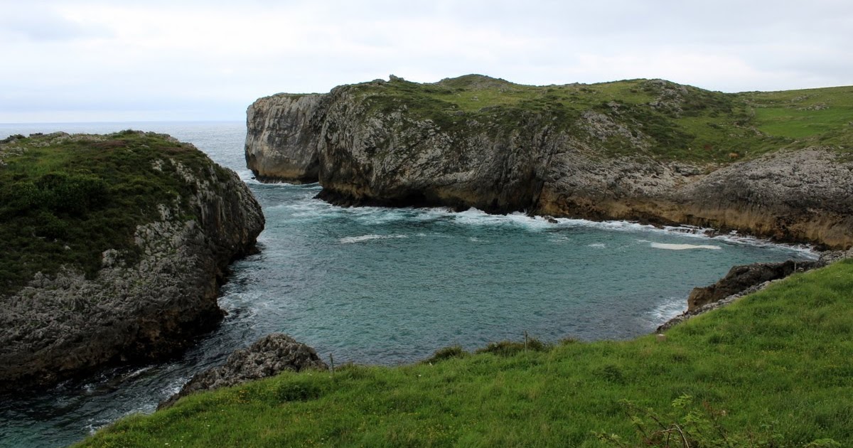 PARAISOS DE ASTURIAS: PLAYA DE CUÉ, LLANES
