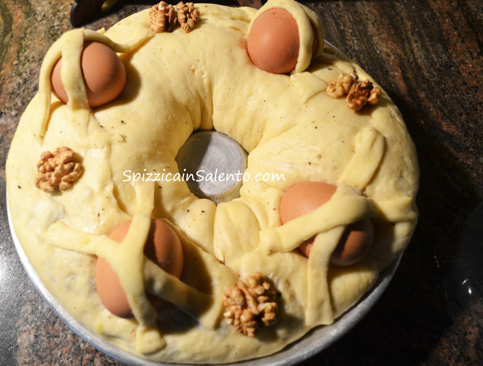 Spizzica in Salento...: Ciambella salata di Pasqua!