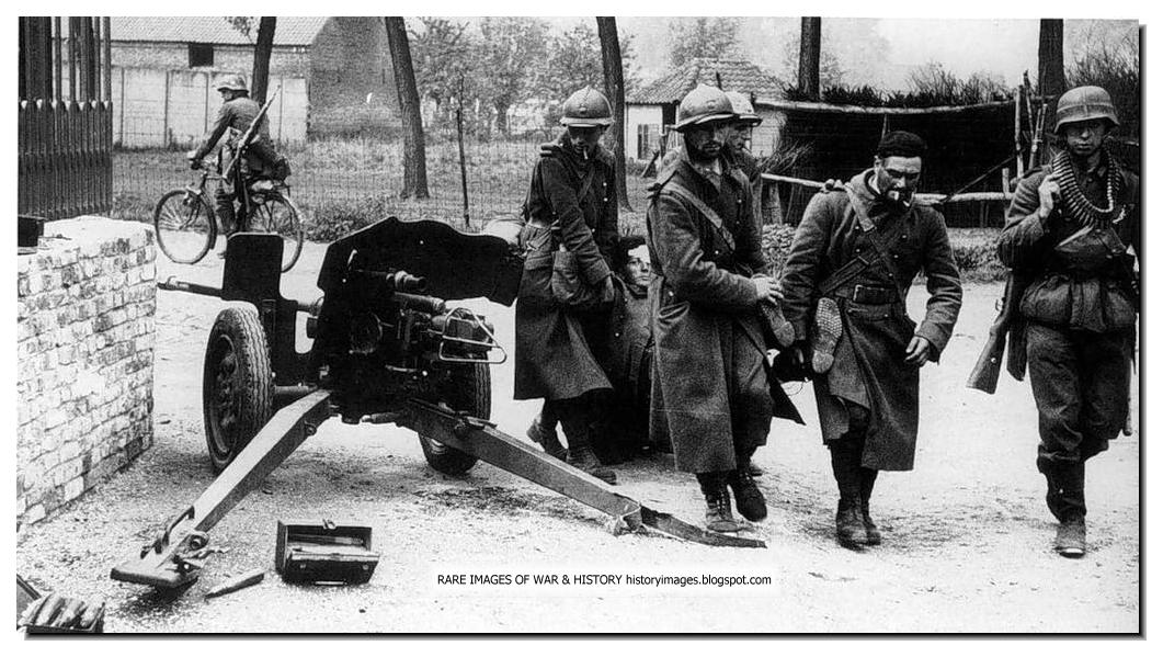 HISTORY IN IMAGES: Pictures Of War, History , WW2: Defeat Of France ...