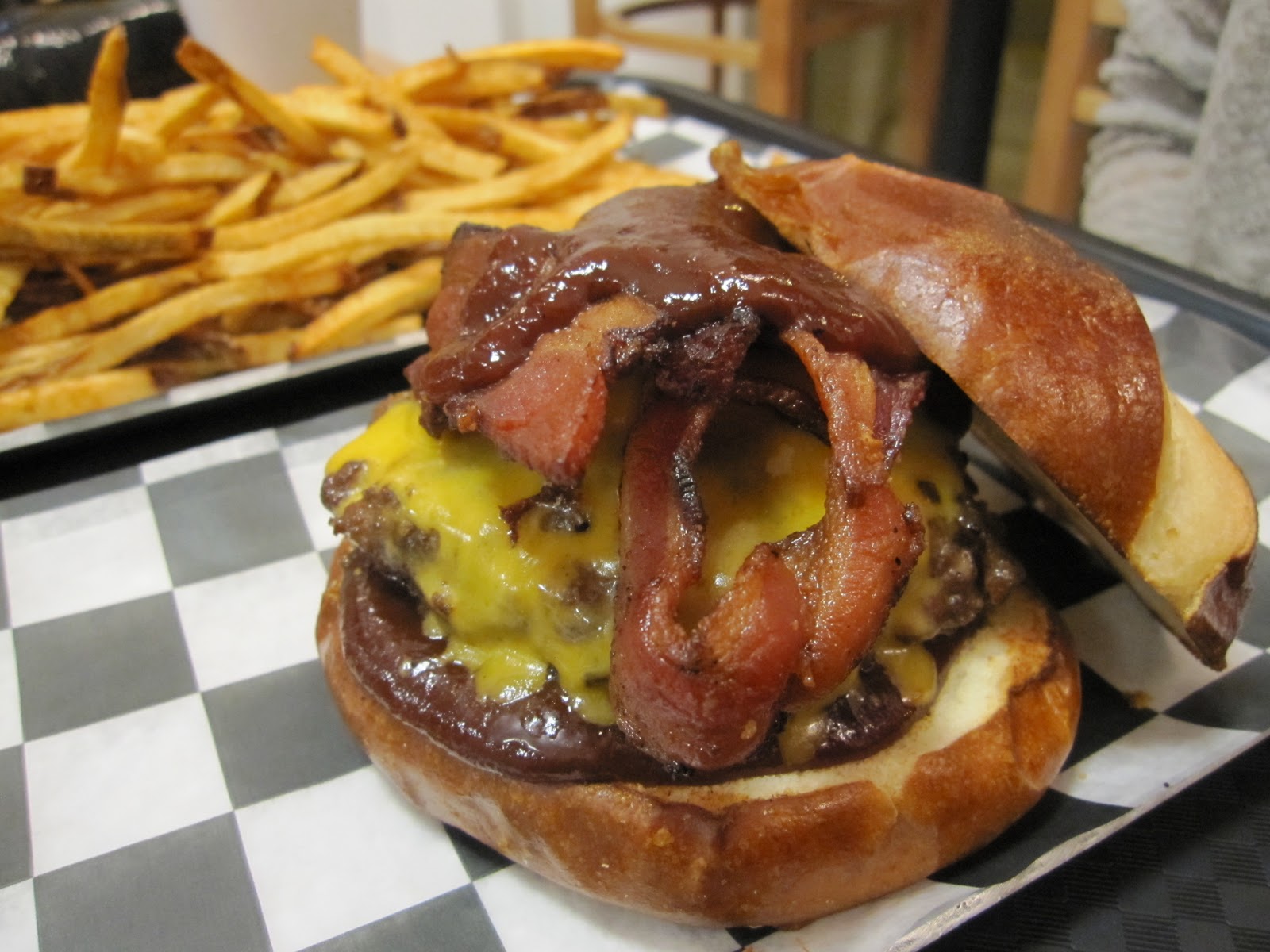 Chicago: Burger Point