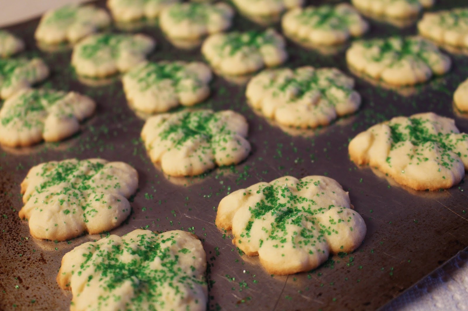 Kylee's Kitchen: Classic Spritz Cookies