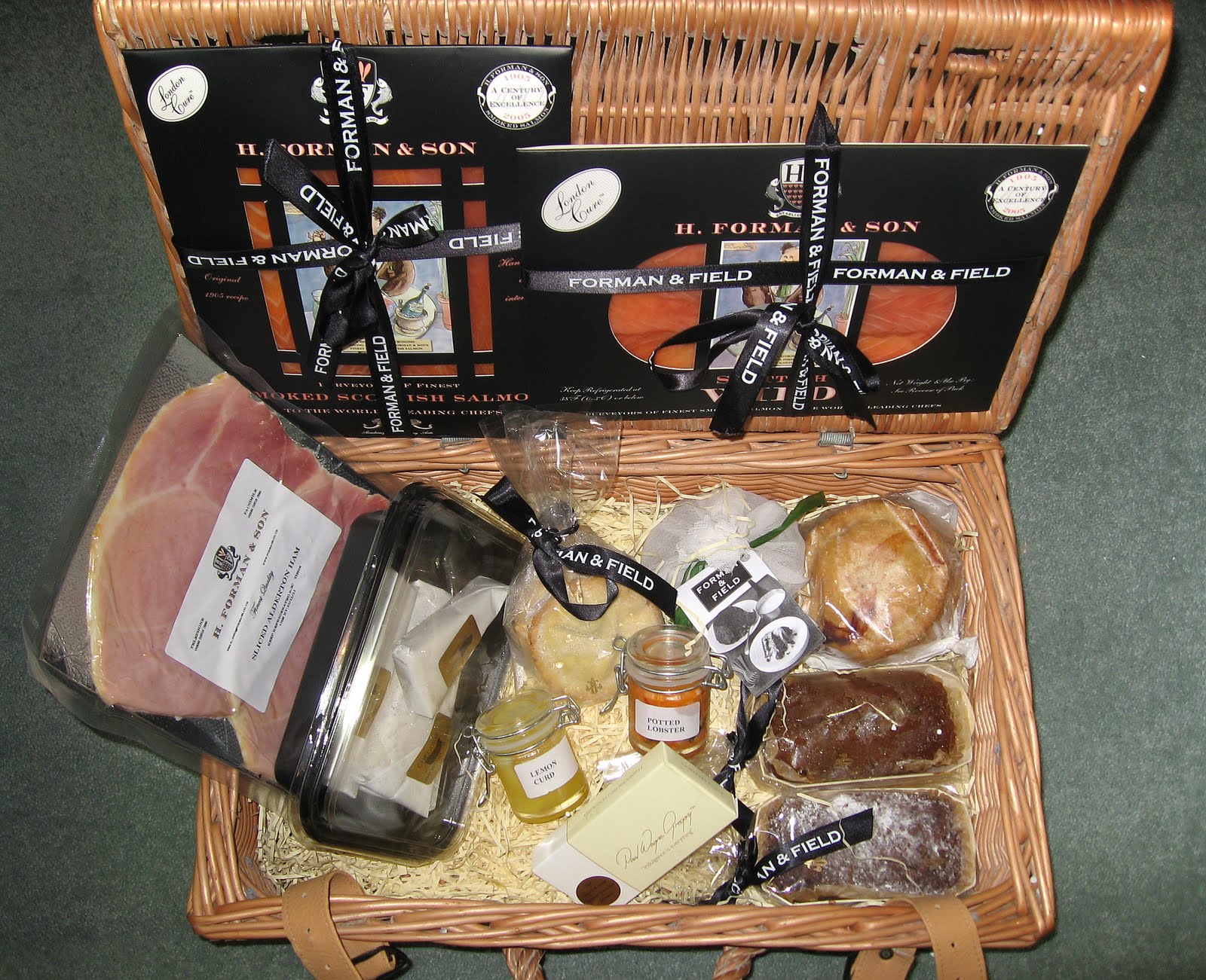 Photograph SLR: Forman and Field Gift Hampers