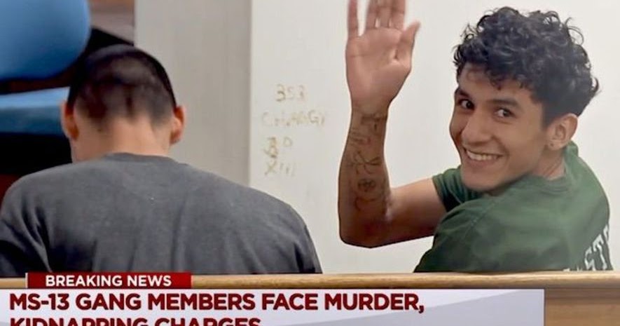 Health, News and Entertainment: MS-13 gang members smile, wave at ...