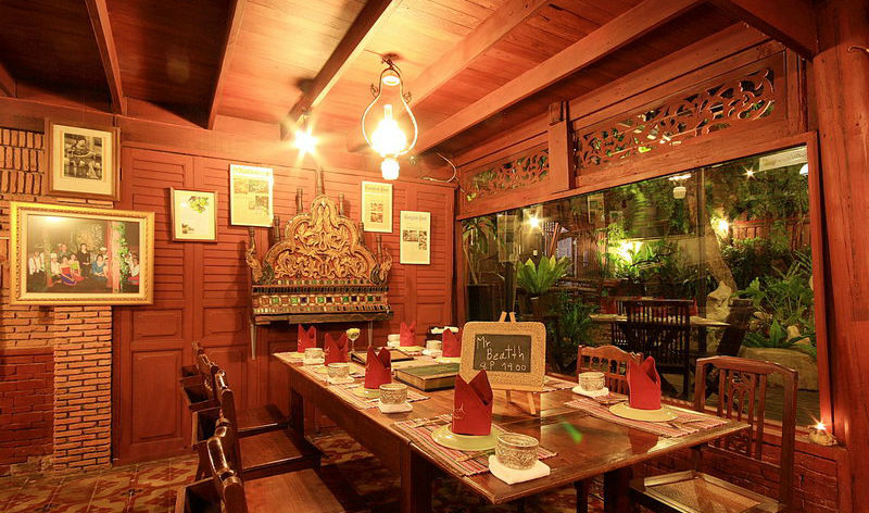 Ruan Mullika Restaurant, Bangkok: Traditional Thai Cuisine ~ Escape ...