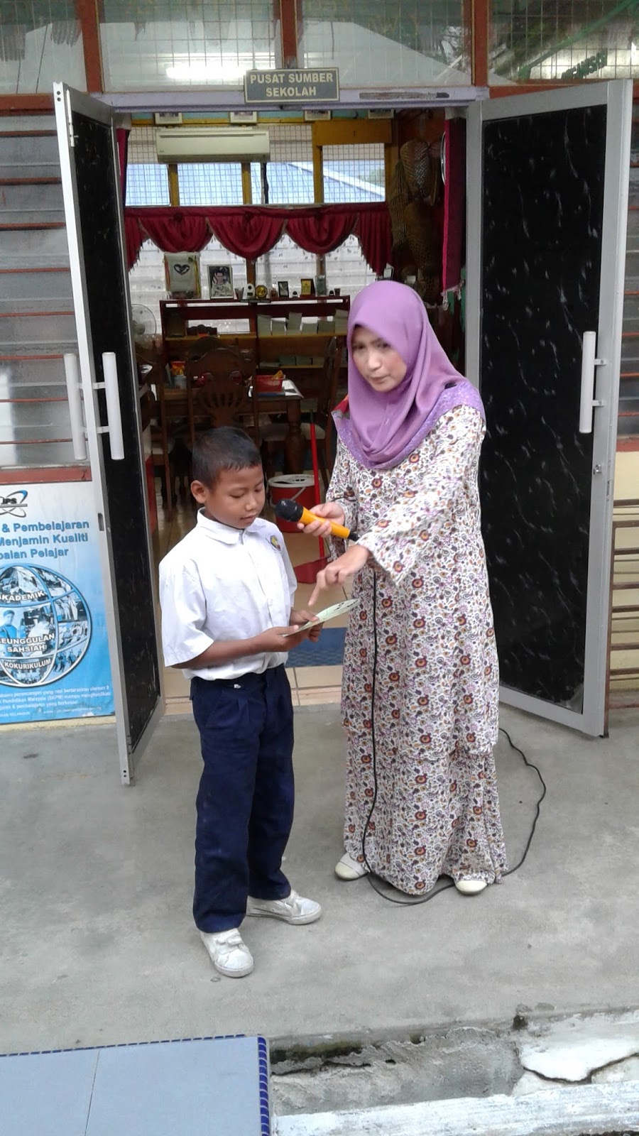 Sekolah Kebangsaan Tun Abdul Razak: Bacaan Pagi 10/3/17 : Kad bulatan ...