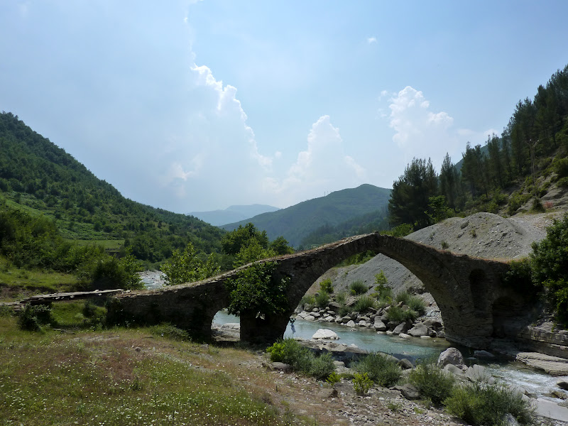 Albanian Travels - 2012: Day 12 - Berati to Çorovodë