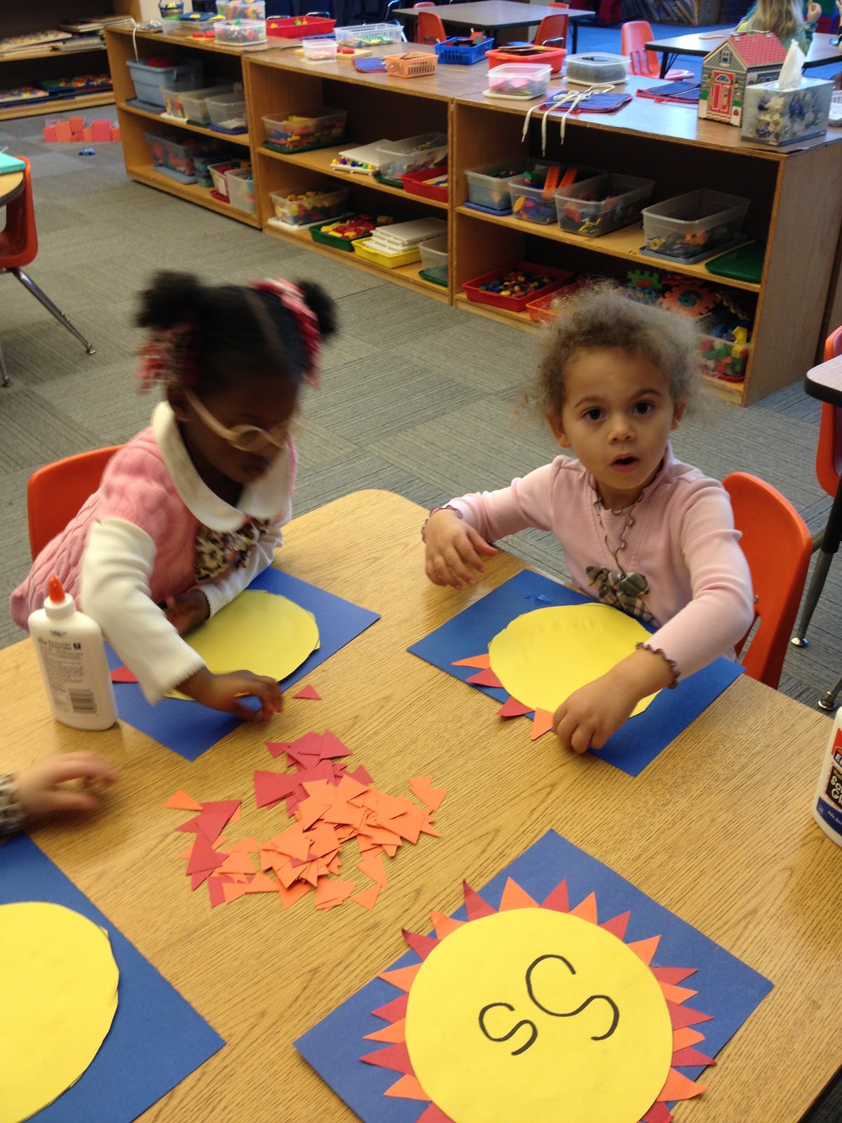 Ms. Parker & Ms. Shamaine's Prekindergarten Class: S is for Sun!!