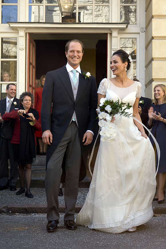 Red Carpet Wedding: Ines Sastre and Alex Corrias - Red Carpet Wedding