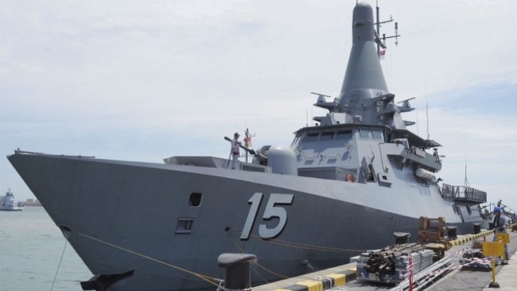 DEFENSE STUDIES: Singapore's First Littoral Mission Vessel Set for May ...