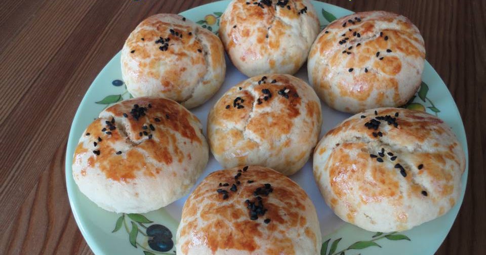 Turkish Food & Recipes: Soft Potato Pogaca (Patatesli Yumusacik Pogaca)