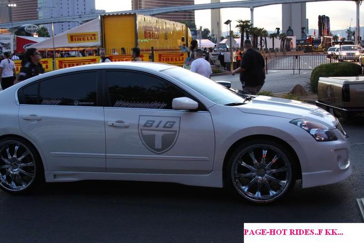 SPORTS CARS WALLPAPERS: Nissan Altima Modified