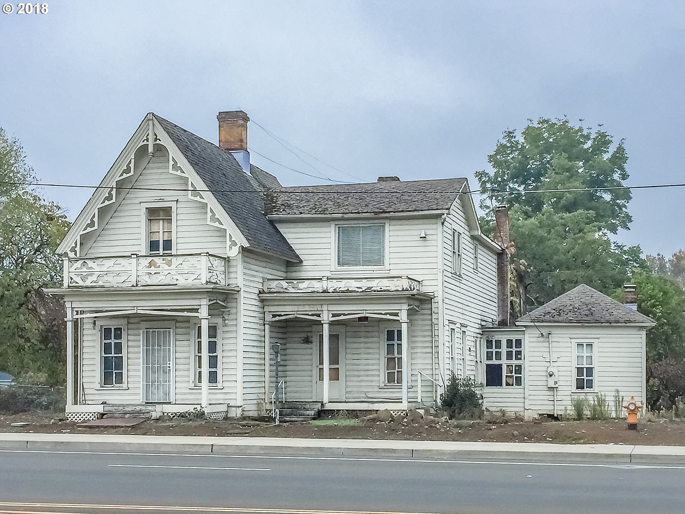 Sweet House Dreams: Save Me: Rast House, 1875 Gothic in Roseburg, Oregon