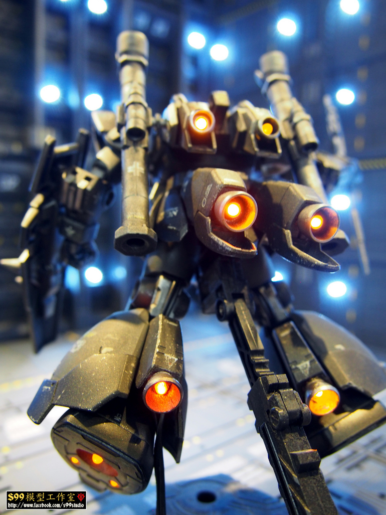 GUNDAM GUY: HGBF 1/144 Dom R35 - Customized Build w/ LEDs