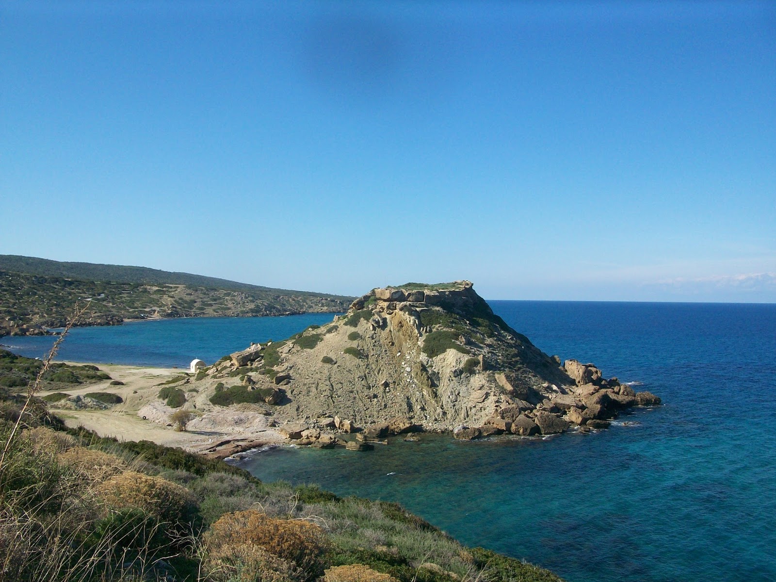 Gölge Gezgin: Cyprus Hiking 04 : Koruçam - Kayalar - Sadrazamköy